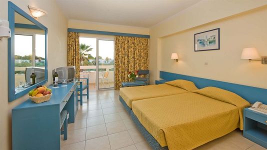 Best FAMILY Alex Beach, Rhodes. Bestil billig rejse på Skov Rejser.